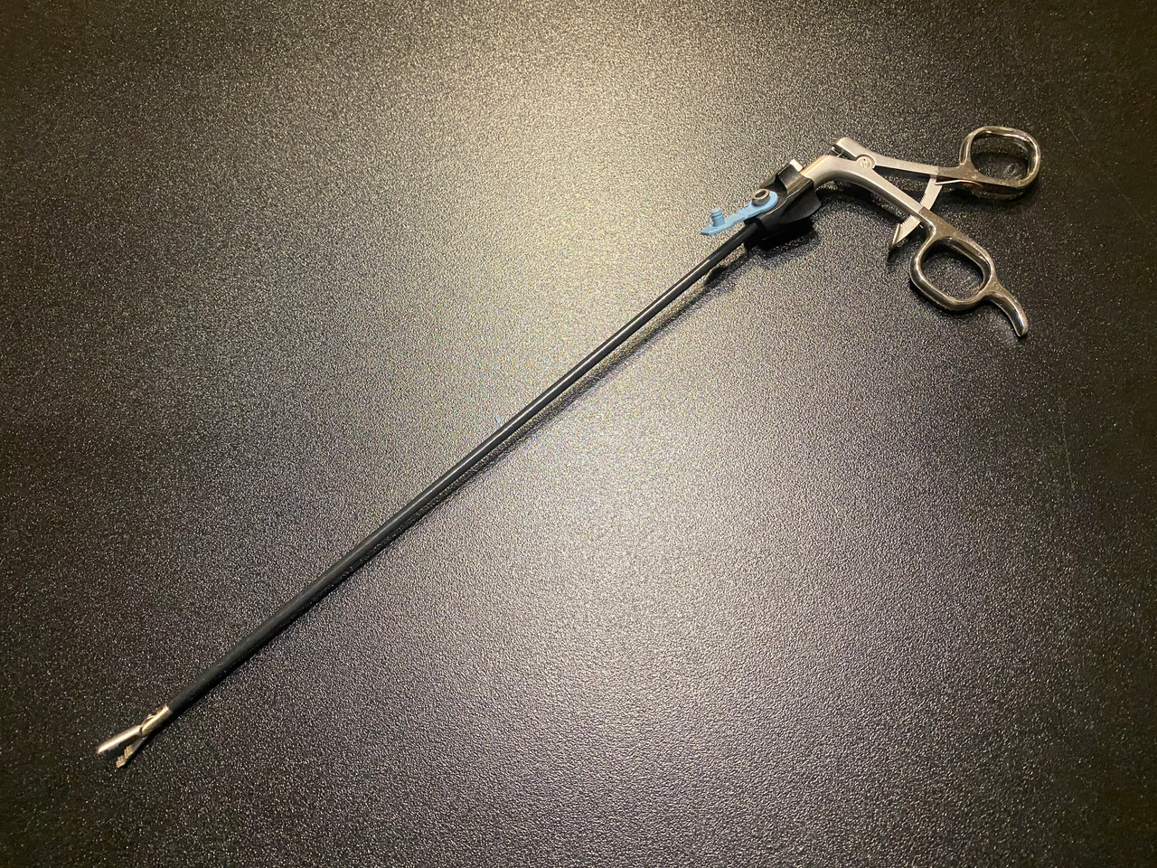 Snowden-Pencer SP90-3001 Laparoscopic McKernan Fundus Grasper, 5mm X 32cm