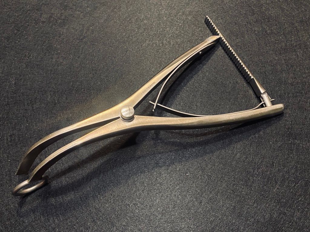 Tiemann 080-1808L Subacromium Spreader, Left, 10.5"