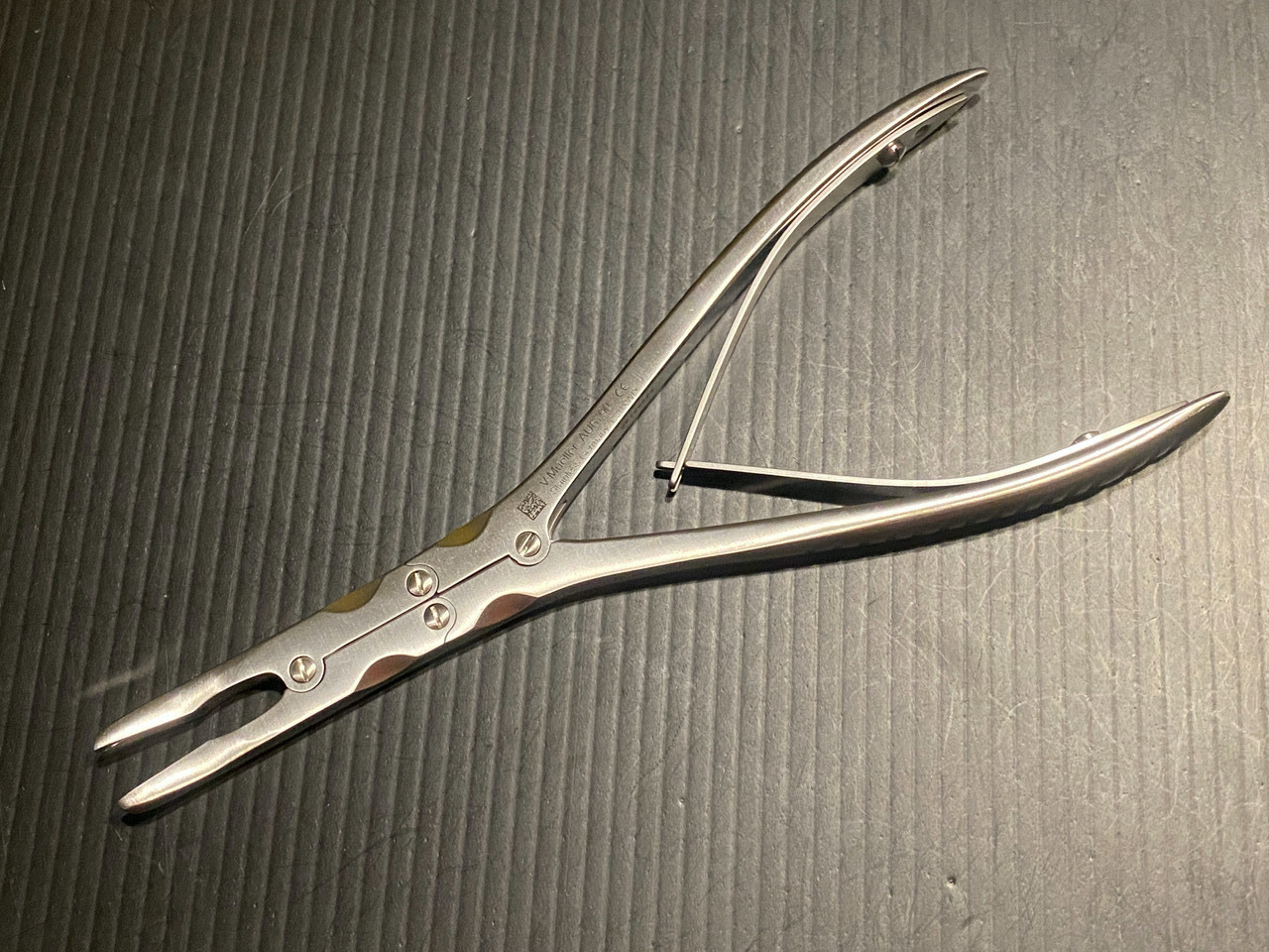 V. Mueller AU6790 Beyer Rongeur, 4 X 15mm, 7" For Sale