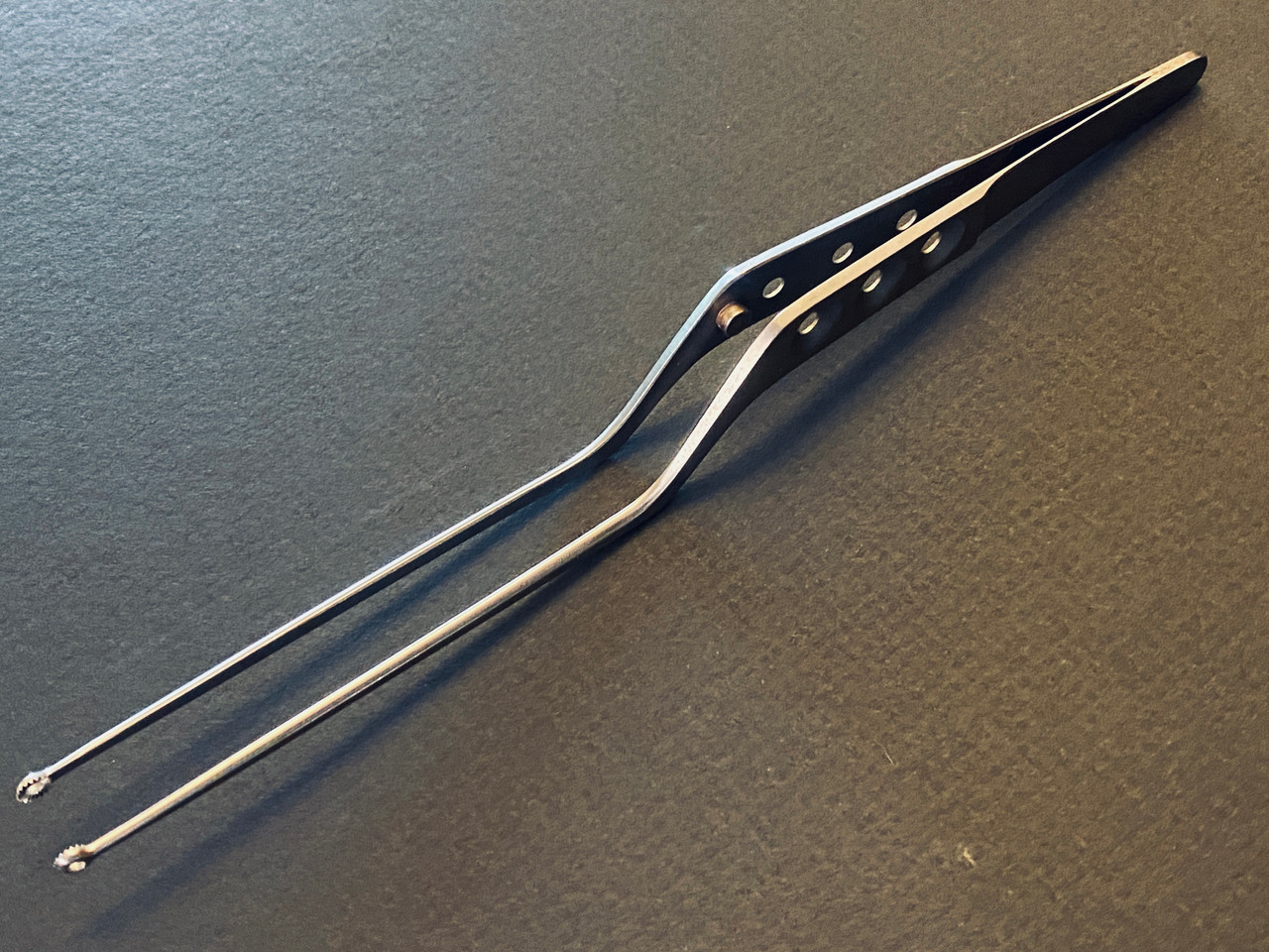 Aesculap FD216R Yasargil Bayonet Grasping Forceps, 5mm, 8.75" For Sale