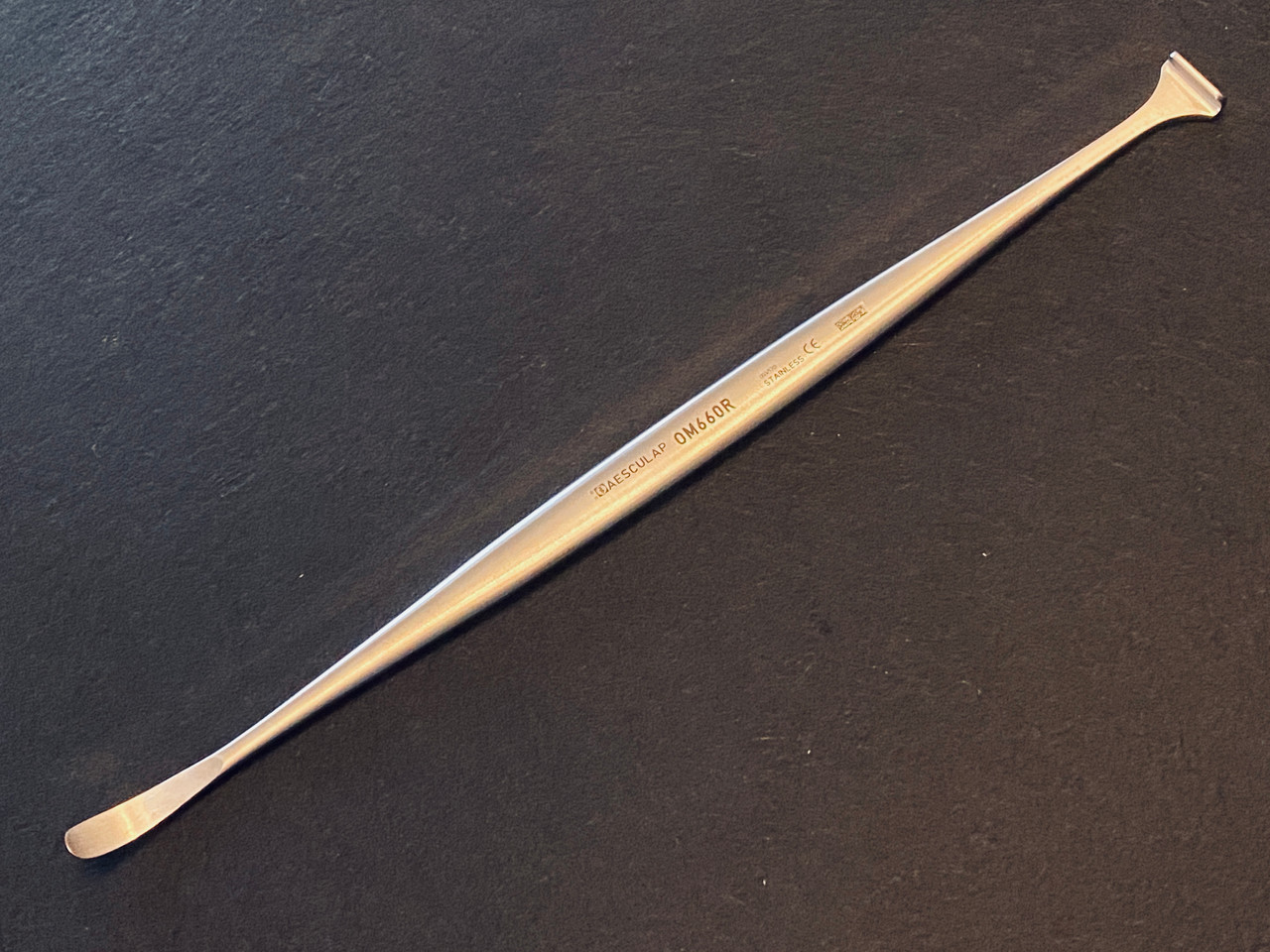 Pillar Retractordissector