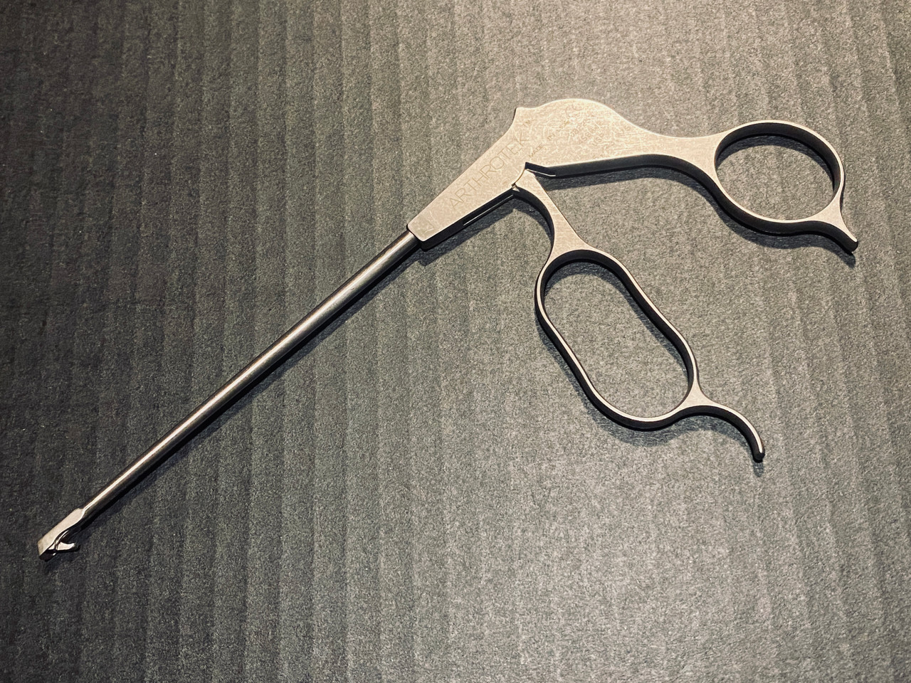 Arthrotek 902253 Arthroscopic Straight Backbiter, Right Wide, 3.4mm For ...