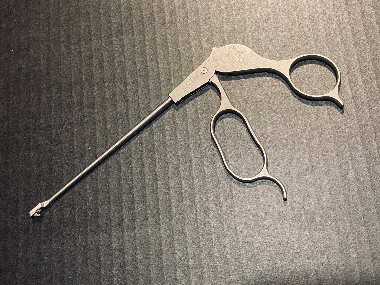 Arthrotek 902153 Arthroscopic Straight Backbiter, Left Wide, 3.4mm For Sale