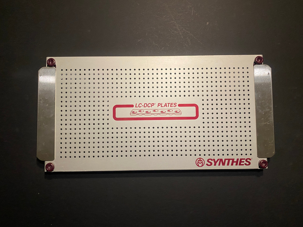 Synthes 105.260 LC-DCP Basic Plate Set For Sale