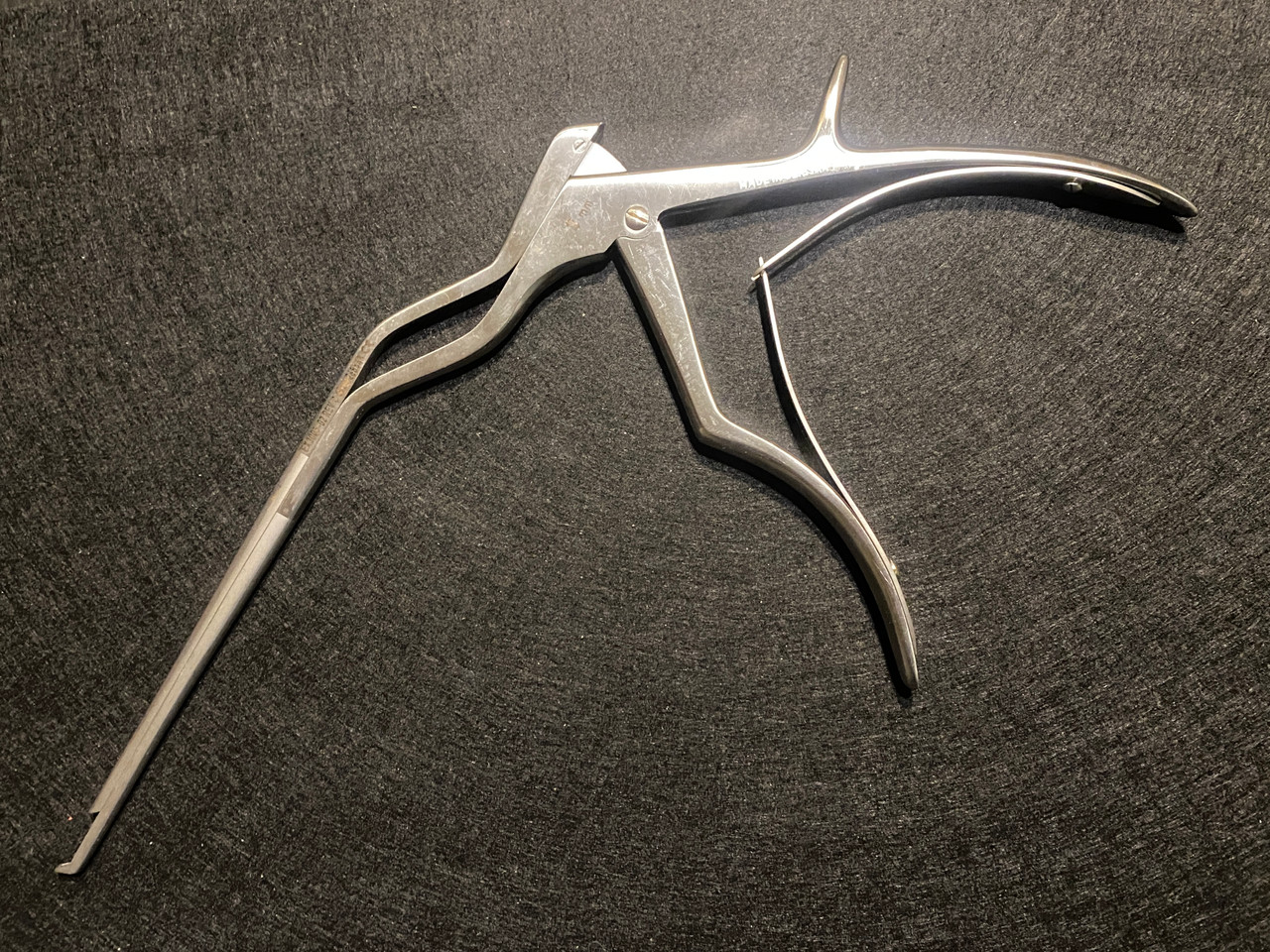 Zimmer 3005-02 Bayoneted Kerrison Rongeur, 40° Up, 3mm