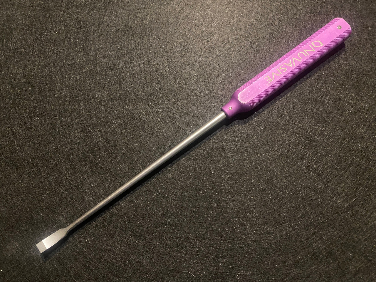 Nuvasive 7100045 MaXcess Spinal Chisel, ANG, 7mm For Sale