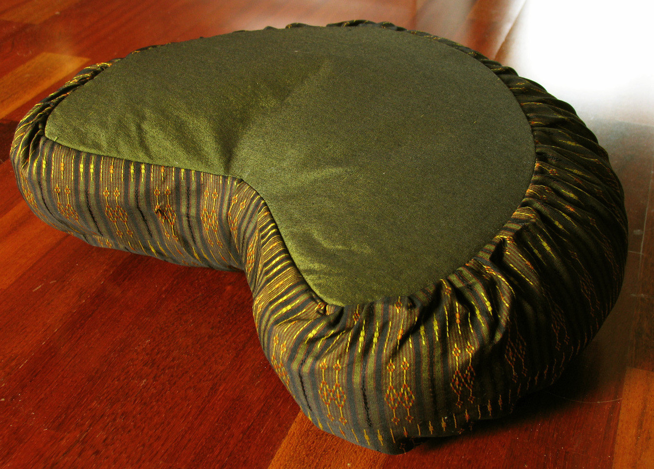 Crescent Zafu Meditation Cushion - Global Weave - Olive Green & Coppery ...