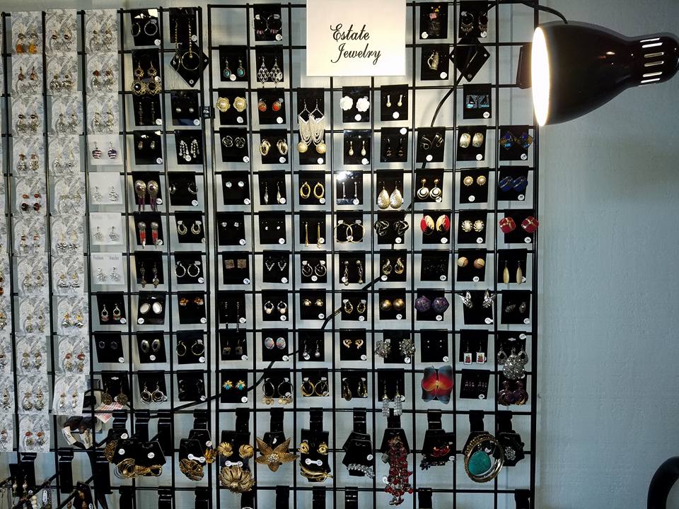 Visual Marketing 101: How to Create Store Merchandising With High ...