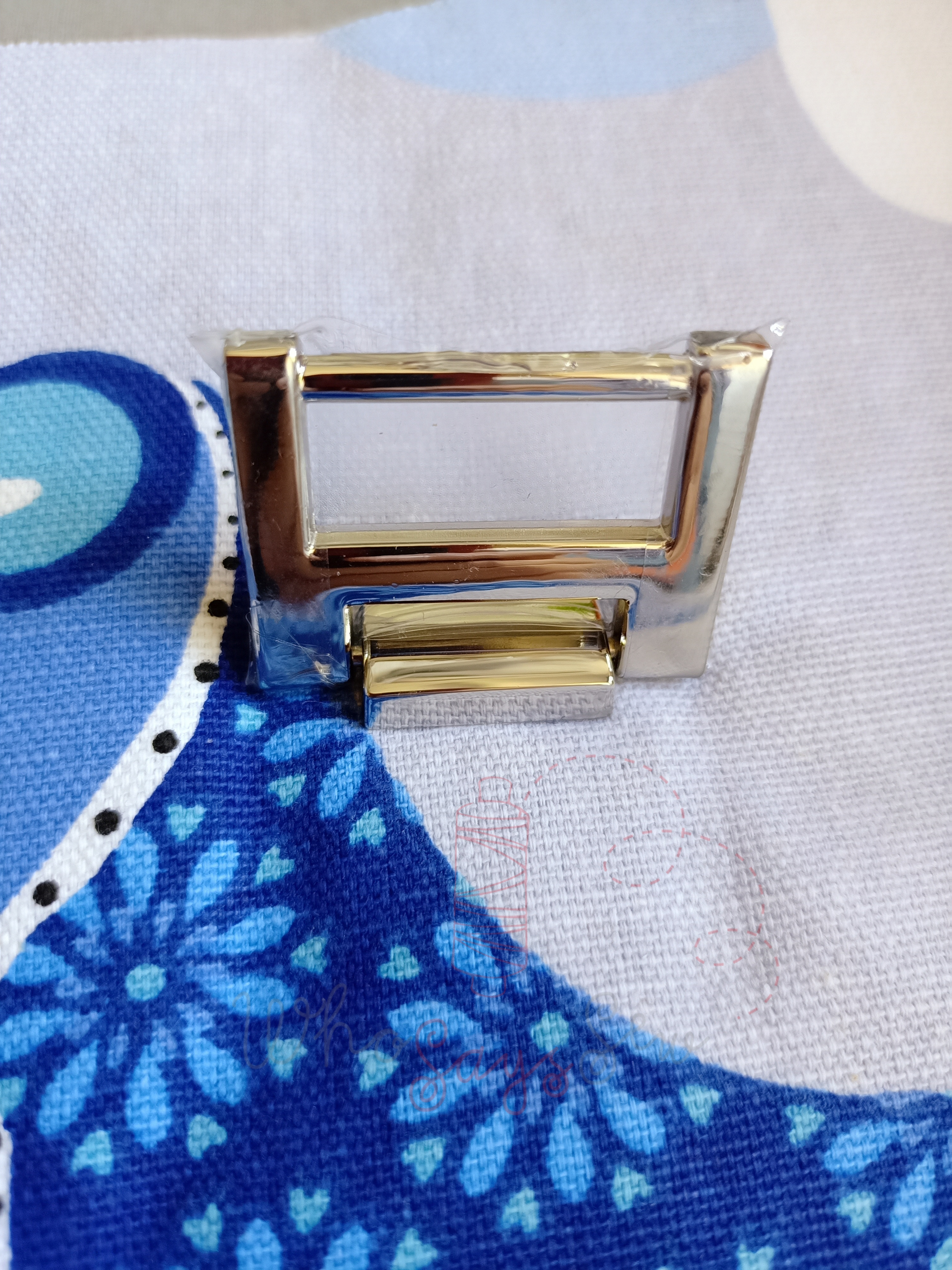 TUTORIAL- 1"/25mm STRAP CONNECTORS - Who Says Sew