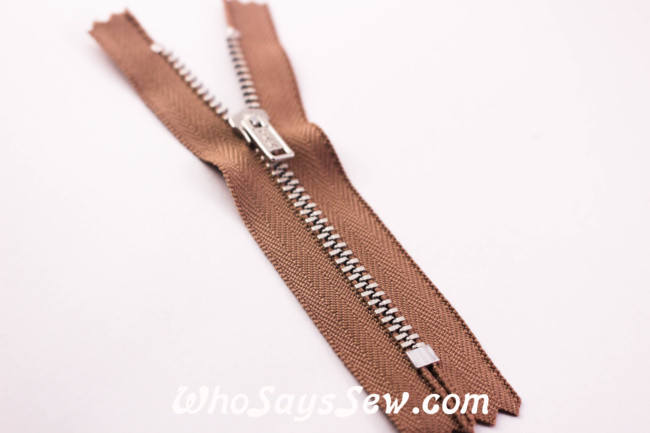 YKK Closed-Ended Silver Aluminium Metal Zipper with Regular Pull. Latte ...