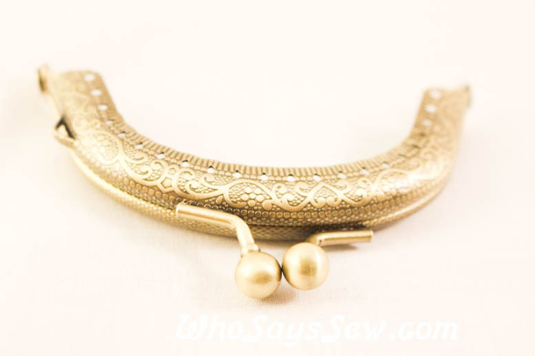 8.5cm Embossed Antique Brass Kisslock Purse Frame- Round, Curved and ...