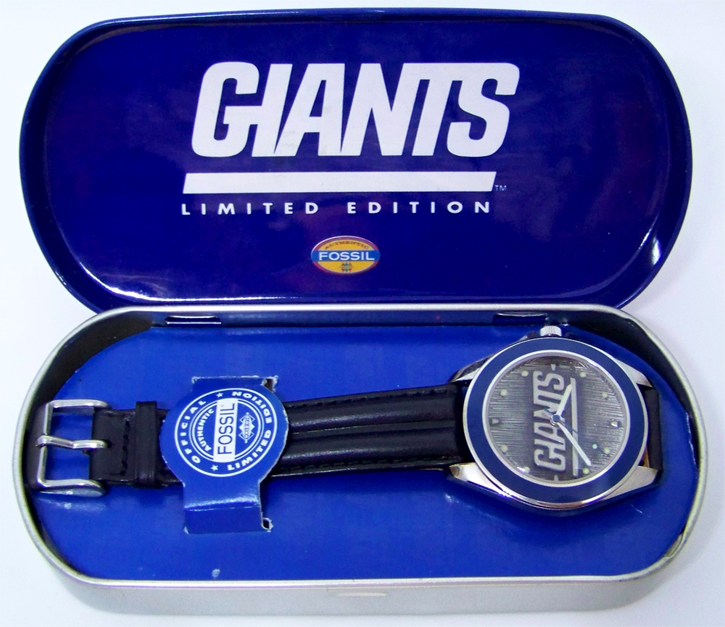 New York Giants Watch Fossil Vintage 1993 Domed Wristwatch on Leather