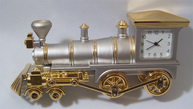 Train Engine Desk Clock Novelty Locomotive Collectible Gift Clock New