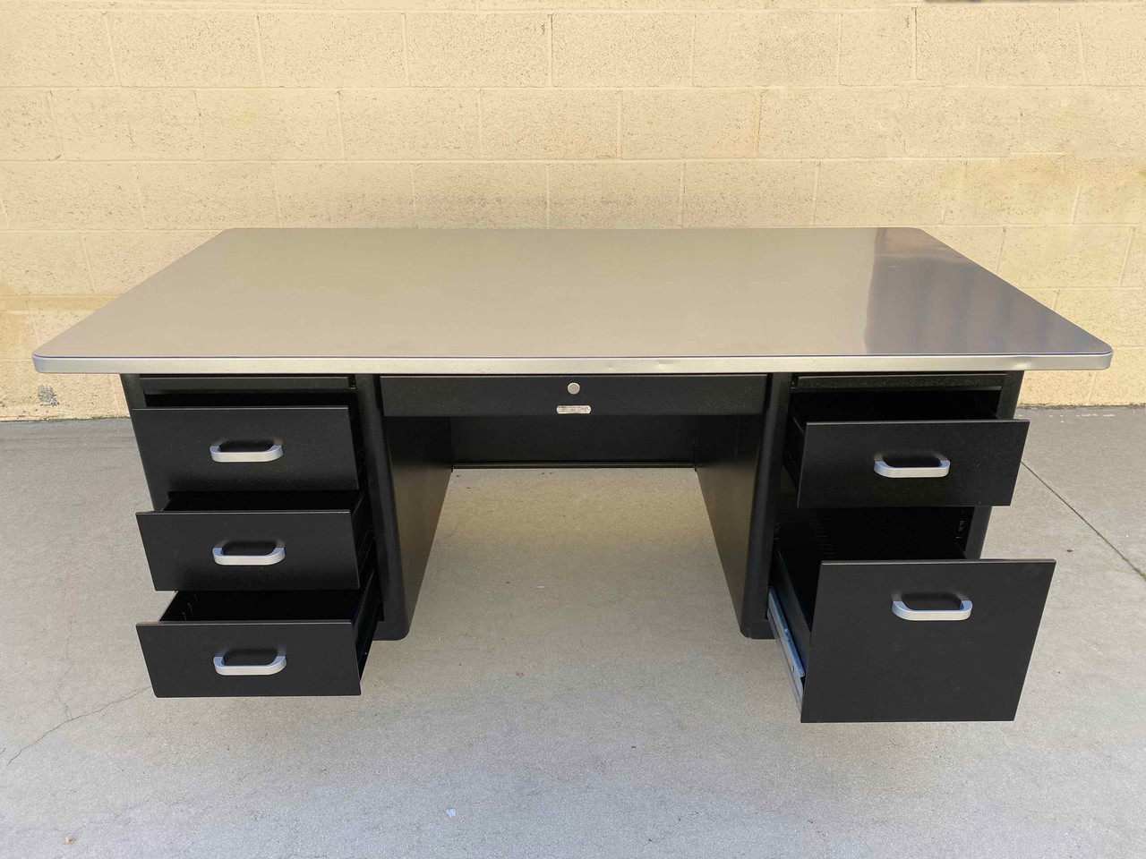 Mcdowell and craig tanker desk store