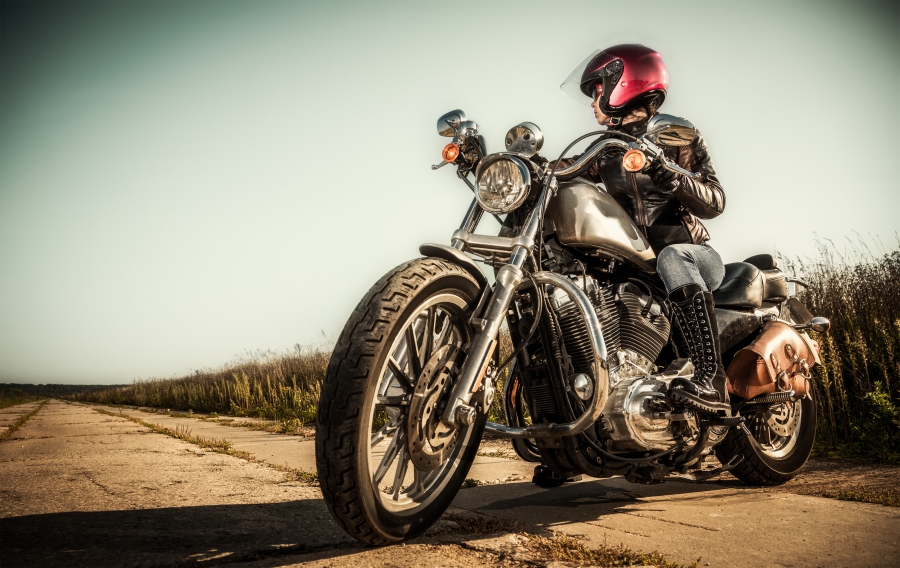 Choosing The Best Motorcycle Tires For You - RC Components