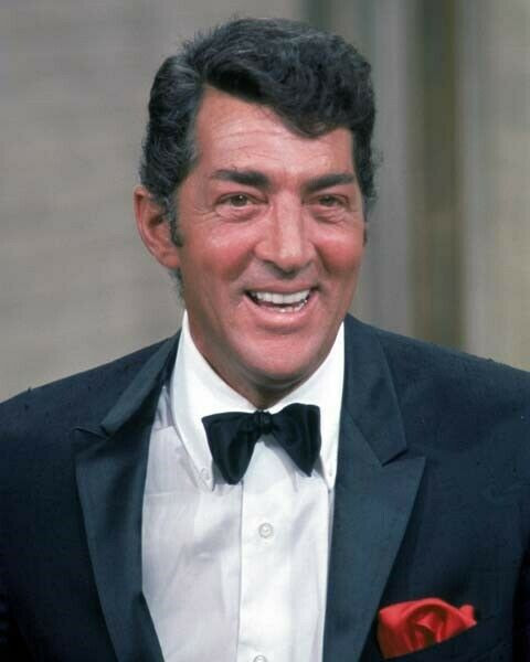 Dean Martin Looks Suave In His Tuxedo On The Dean Martin Show 1960s 8x10 Photo Moviemarket