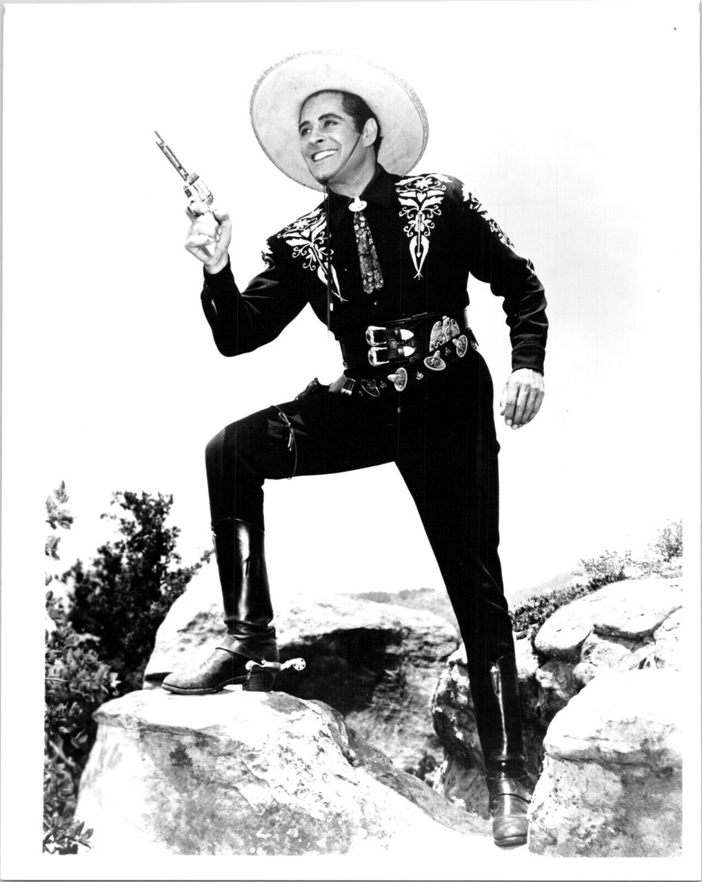 The Cisco Kid 1950 TV western series Duncan Renaldo stars 8x10 inch photo - Moviemarket