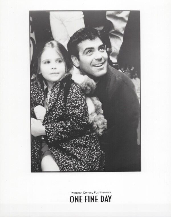 One Fine Day Movie George Clooney Film Scene 8x10 Photograph - Moviemarket