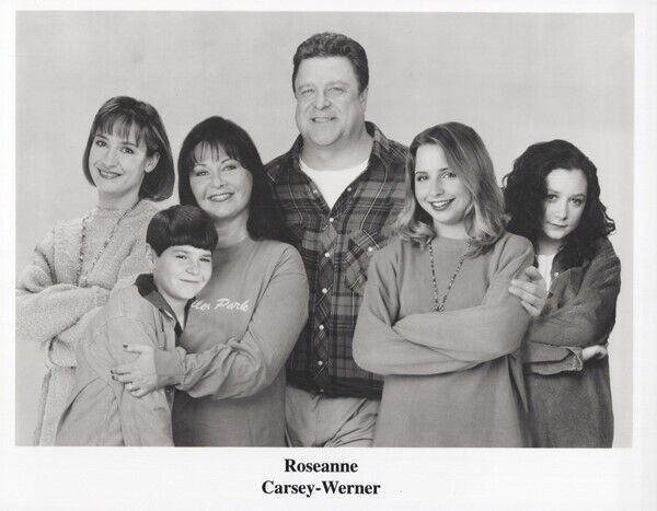 Roseanne 1996 TV Show Official Family Portrait 8x10 Original Photograph ...