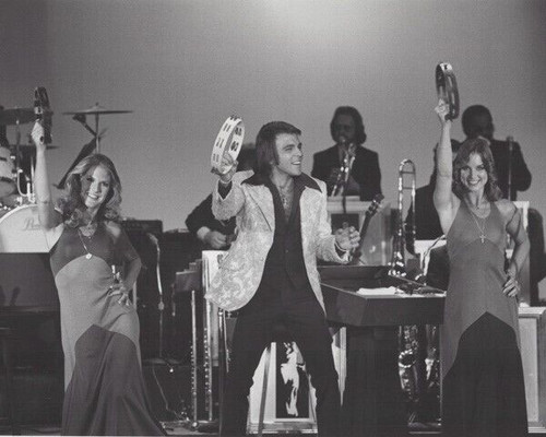 Fabian performs a production number from 1975 Sammy & Company TV 8x10 ...