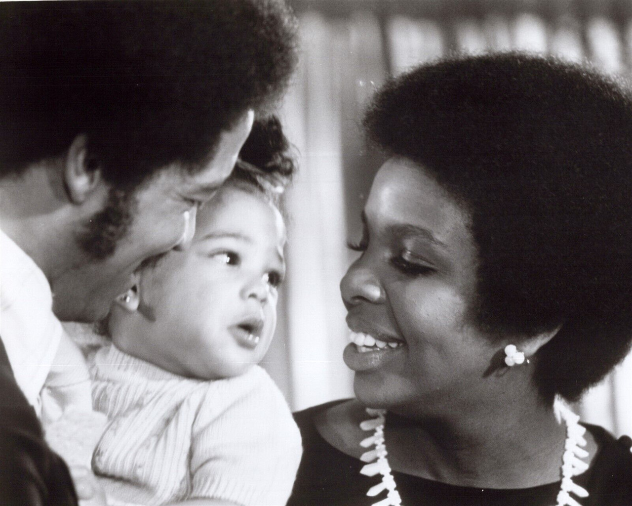 Pipe Dreams 1976 movie Gladys Knight & Barry Hankerson with baby 8x10 ...