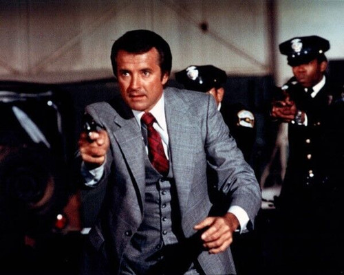 Wonder Woman 1976 Lyle Waggoner as Steve Trevor pointing gun 8x10 photo ...