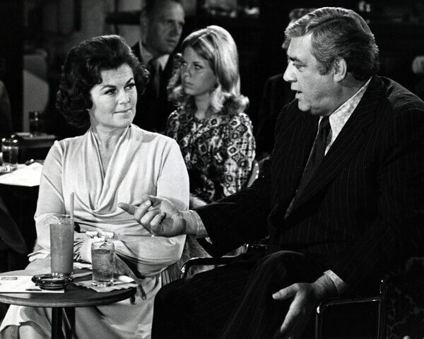 Ironside 1971 Murder Impromptu guest Barbara Hale Raymond Burr 8x10 inch photo - Moviemarket