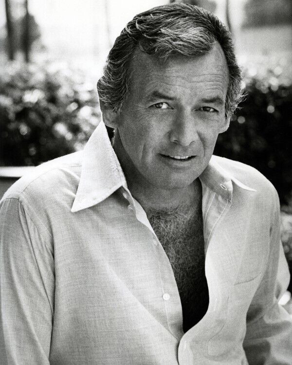 David Janssen in unbuttoned shirt 1974 TV cop series Harry O 8x10 inch ...