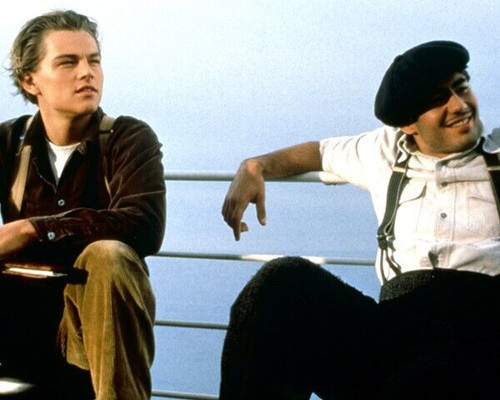 Titanic Danny Nucci And Leonardo Di Caprio Sit On Deck 8x10 Inch Photo Moviemarket