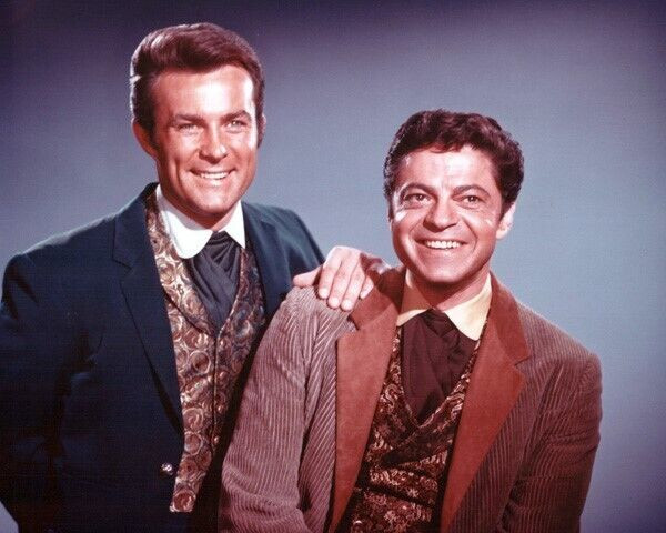 The Wild Wild West Robert Conrad & Ross Martin smiling pose 8x10 inch ...