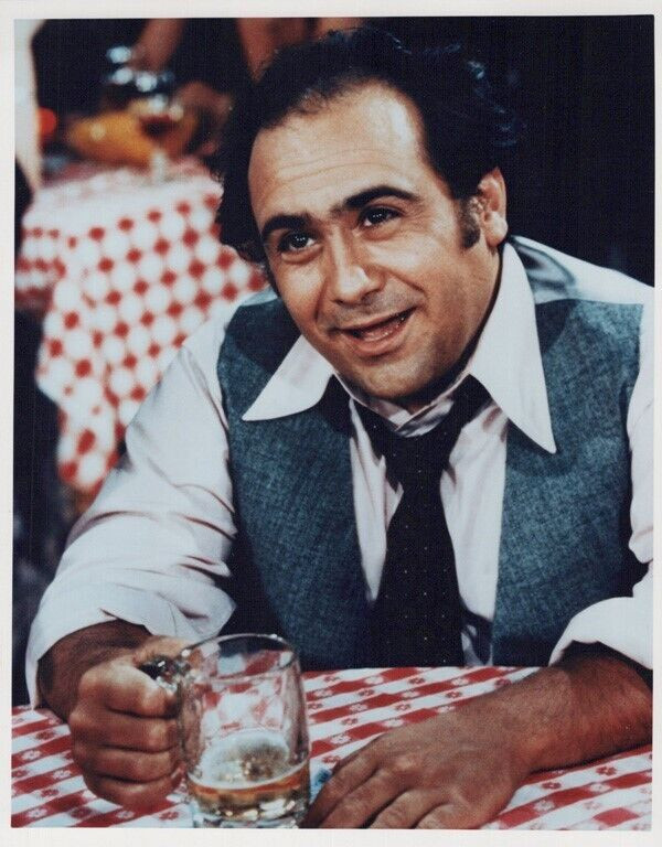 Danny Devito sits with beer at Italian restaurant from Taxi 8x10 inch ...