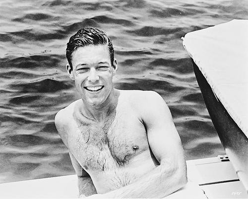 Movie Market - Photograph & Poster of Richard Chamberlain 167082