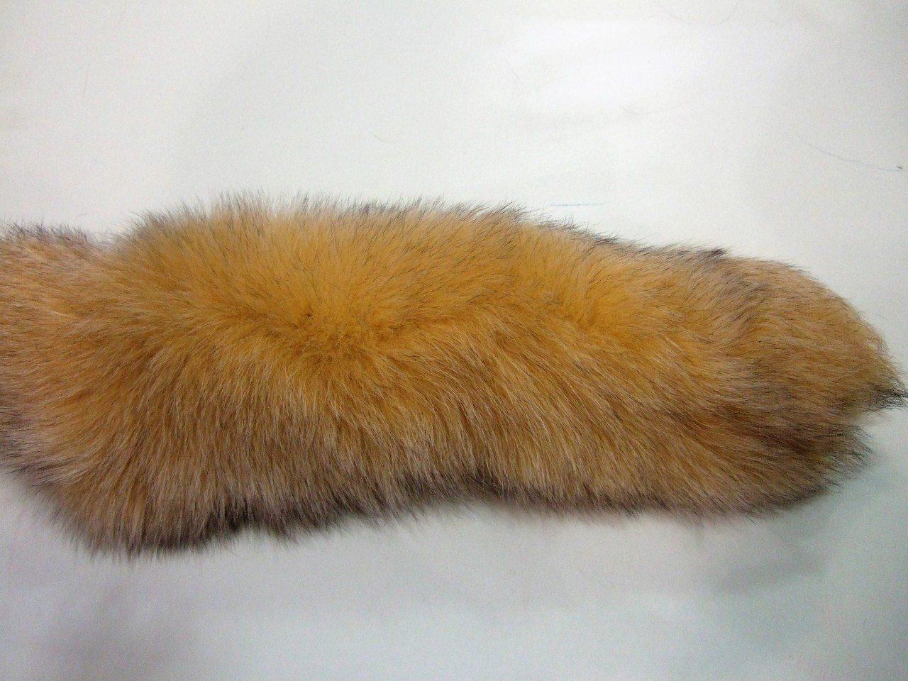 DYED ORANGE FOX TAIL - FURTAILS