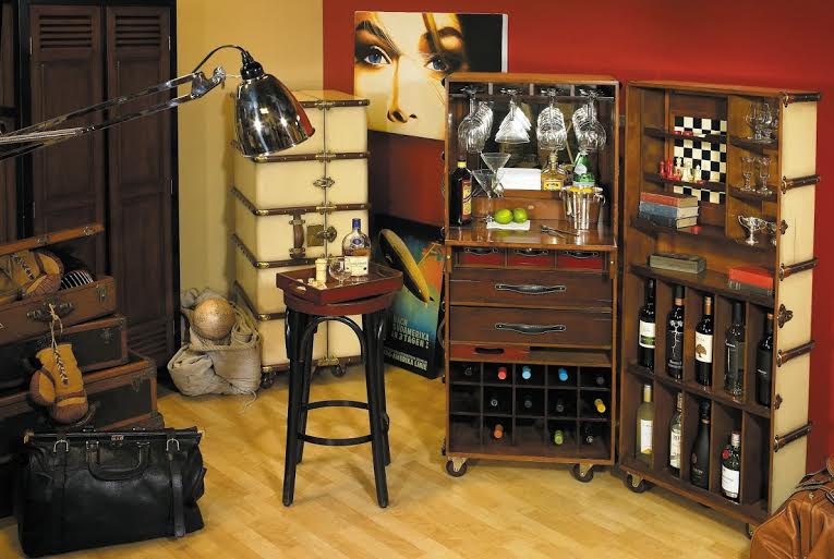 Styling the Perfect Gentleman’s Cocktail Bar - La Bella Fiona