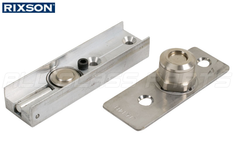 Centre Hung Pivot Door & Floor Portion Rixon