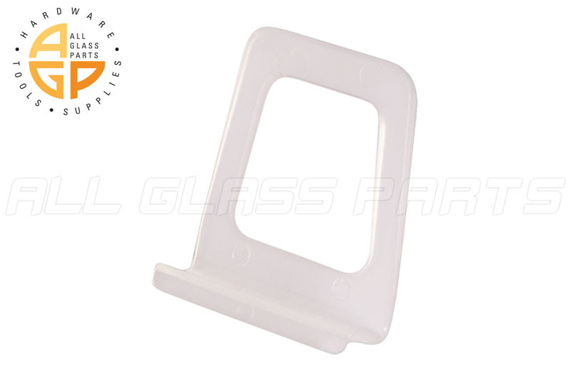 Window Screen Pull Natural Plastic 1-1/4'' Length