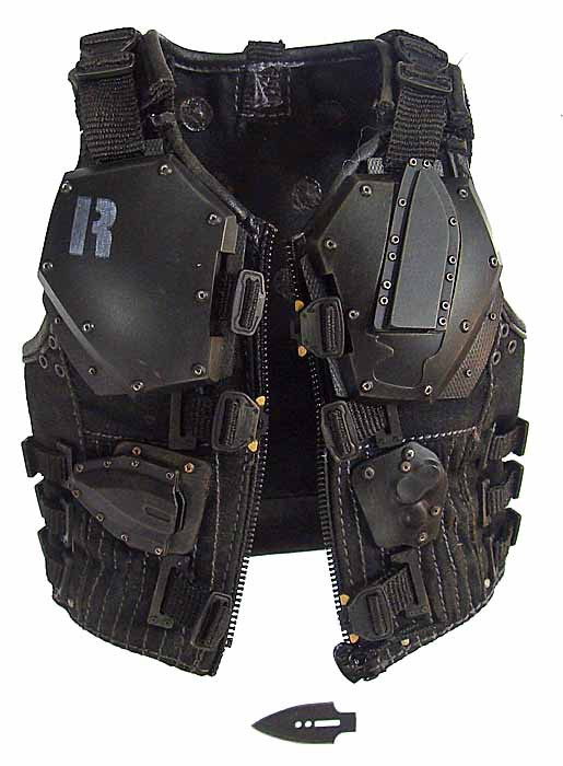 G.I. Joe Retaliation: Roadblock - Vest w/ Blade (Limit 2) - Toy Anxiety