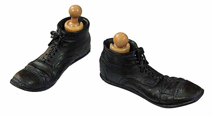 The Tramp: Charlie Chaplin - Shoes w/ Ball Joints - Toy Anxiety
