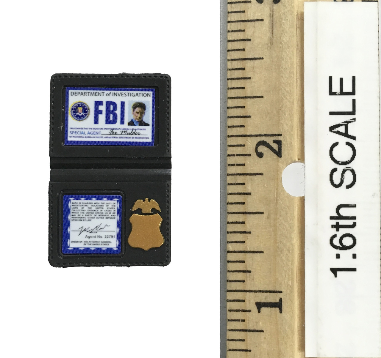 The X-Files: Agent Fox Mulder - FBI ID (Wallet) (Limit 1) - Toy Anxiety
