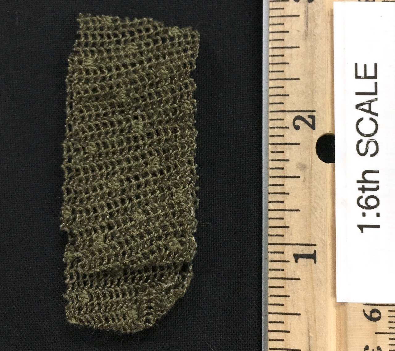 British Airborne Red Devils Sergeant “Charlie” - Scarf - Toy Anxiety