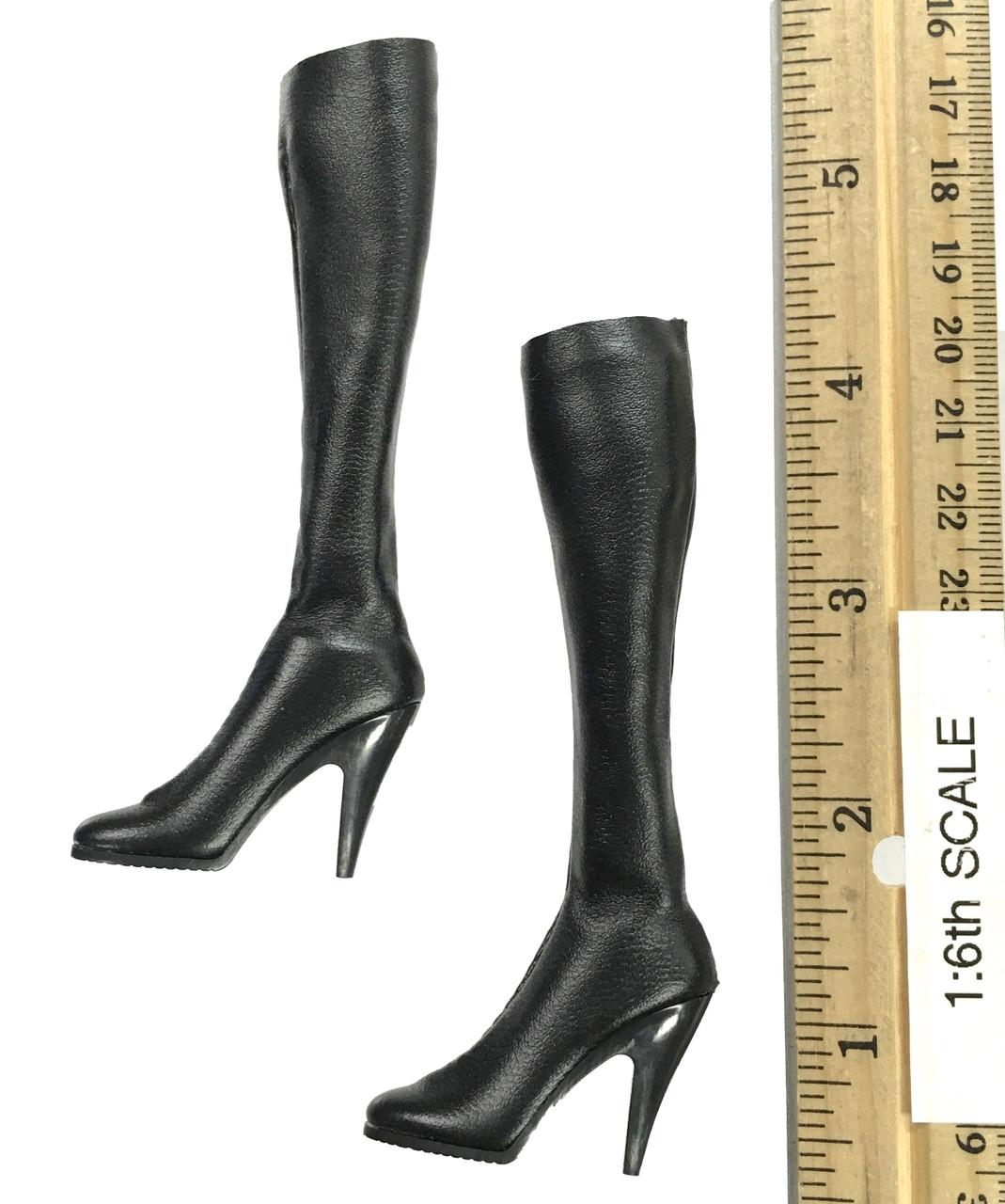 Vampirella: Jose Gonzalez 50th Anniversary - Boots (No Ball Joints ...