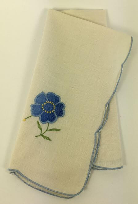 Vintage Dinner Napkins Cream Blue Scalloped Border Flower