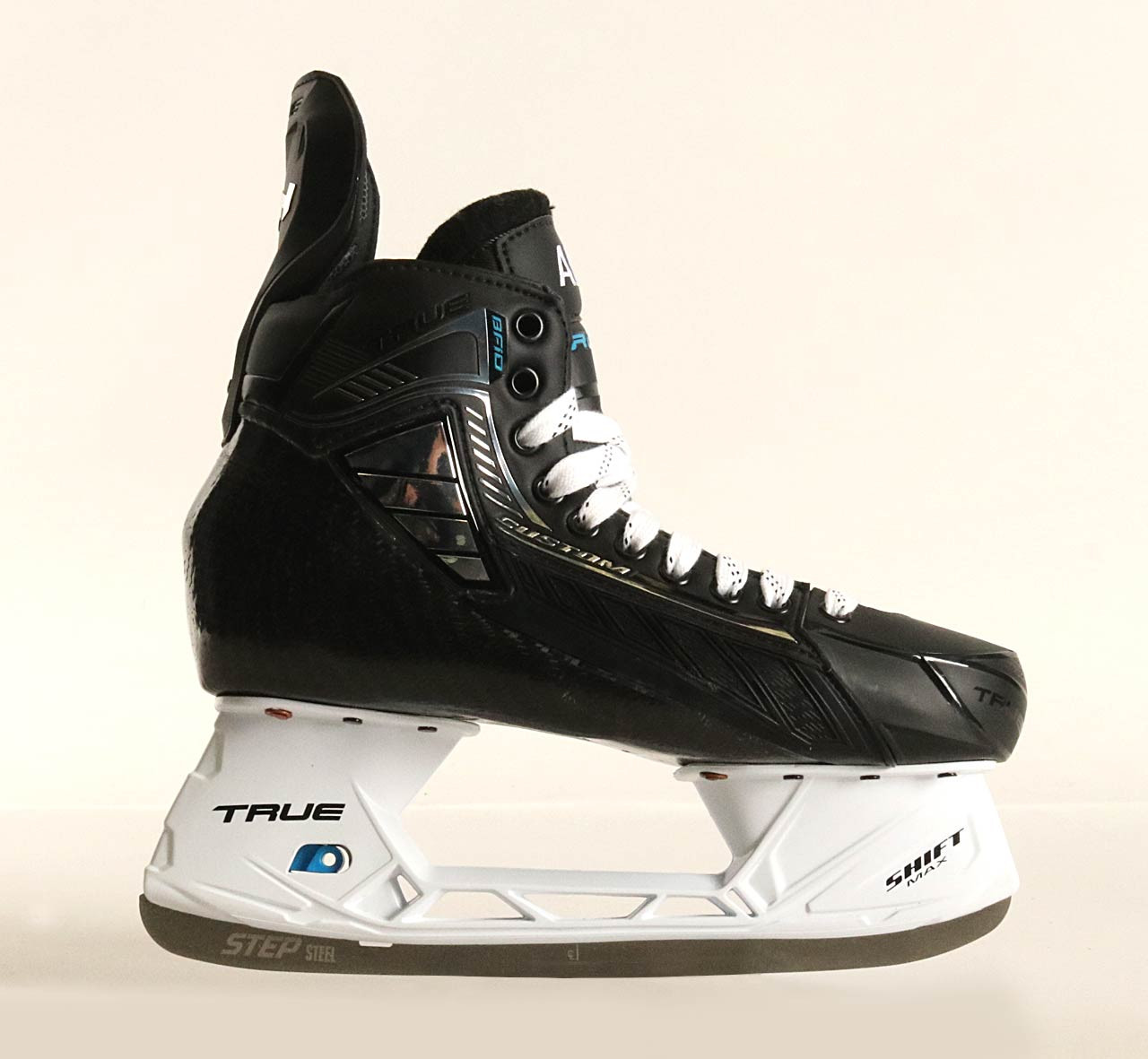 Size 9 / 9 - TRUE Custom Skates #59 - Pro Stock Hockey