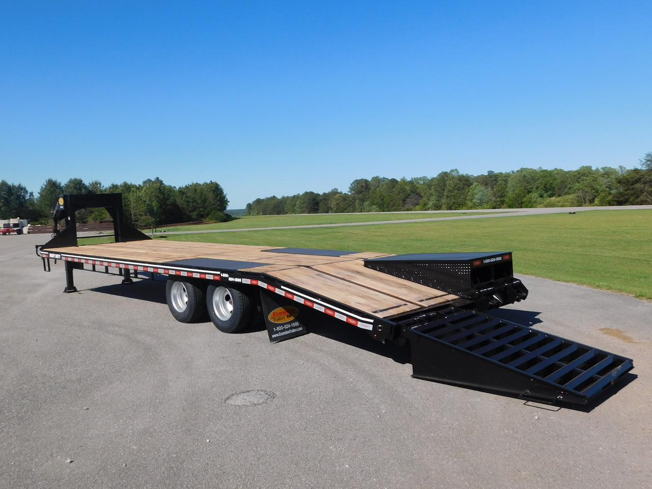 12-Ton Dual Tandem Dovetail Gooseneck Trailer - Econoline Trailers ...