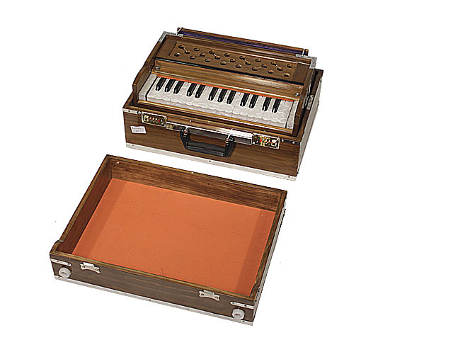 portable harmonium