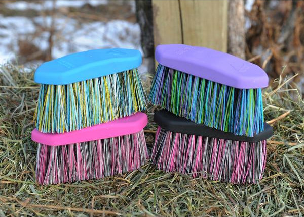 Tail Tamer Soft Touch Flick Brushes