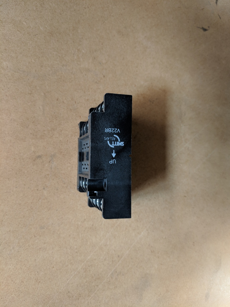 RELAY BASE, D-U200 SERIES - LocomotivePartsOnline.com